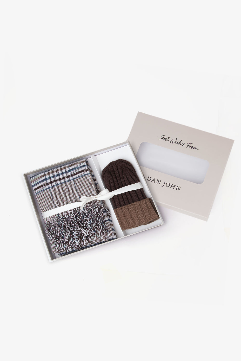 Brown two-tone beanie and scarf kit
